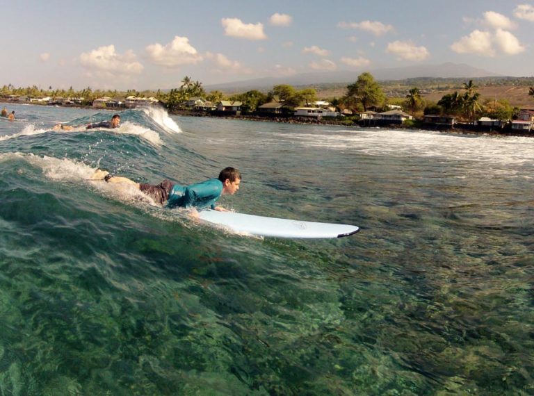 How to Correctly Paddle on a Surfboard - Learn to Surf Kona